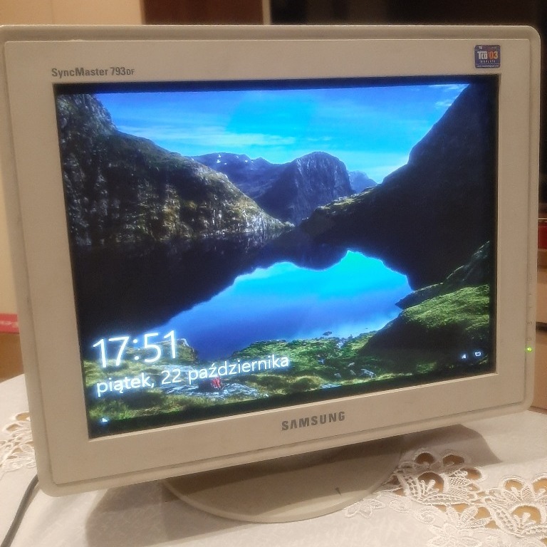 Monitor CRT Samsung SyncMaster 793DF L 17 cali | Wola Radziszowska ...