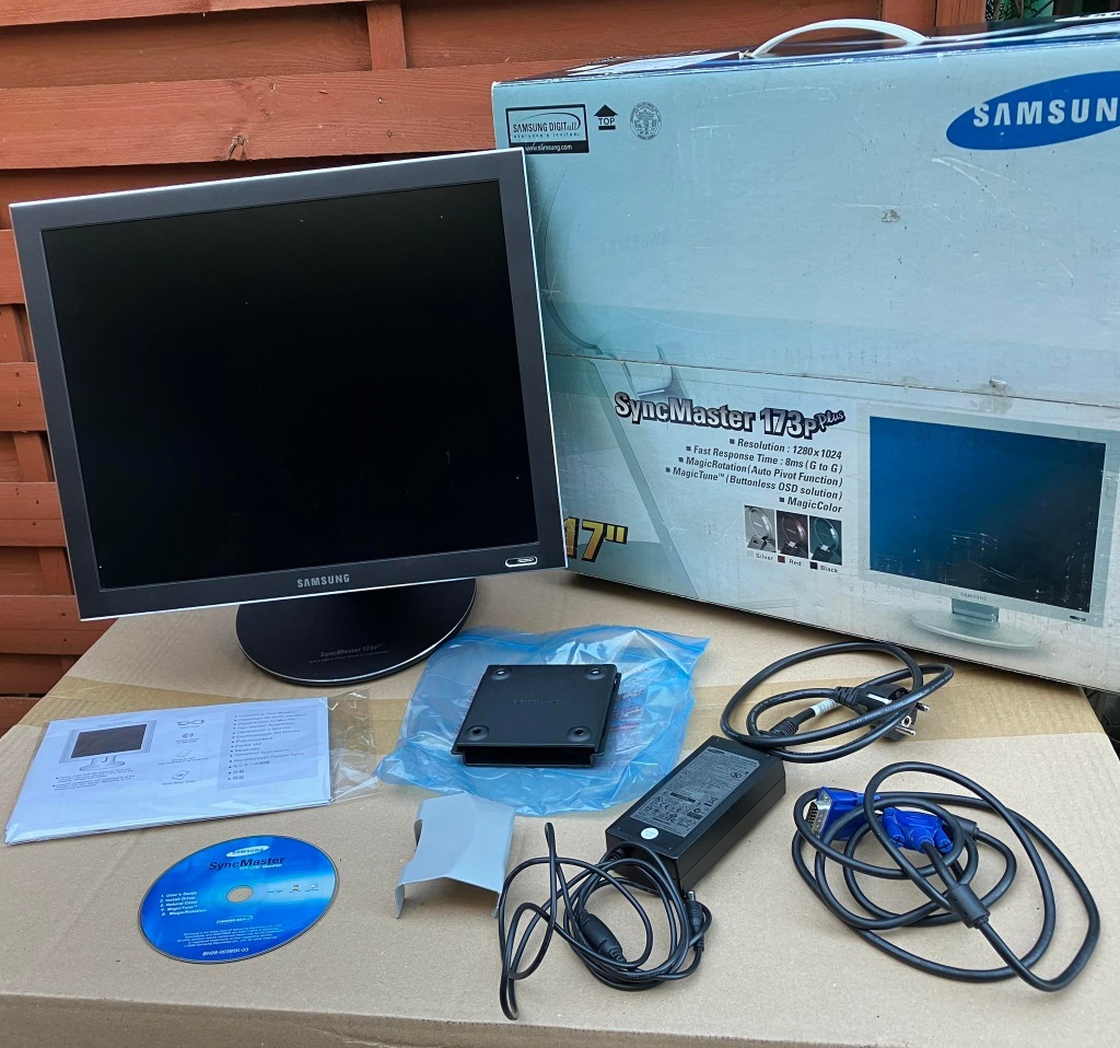 Samsung SyncMaster 173P Plus Aluminum Black | Leszno | Kup teraz na ...