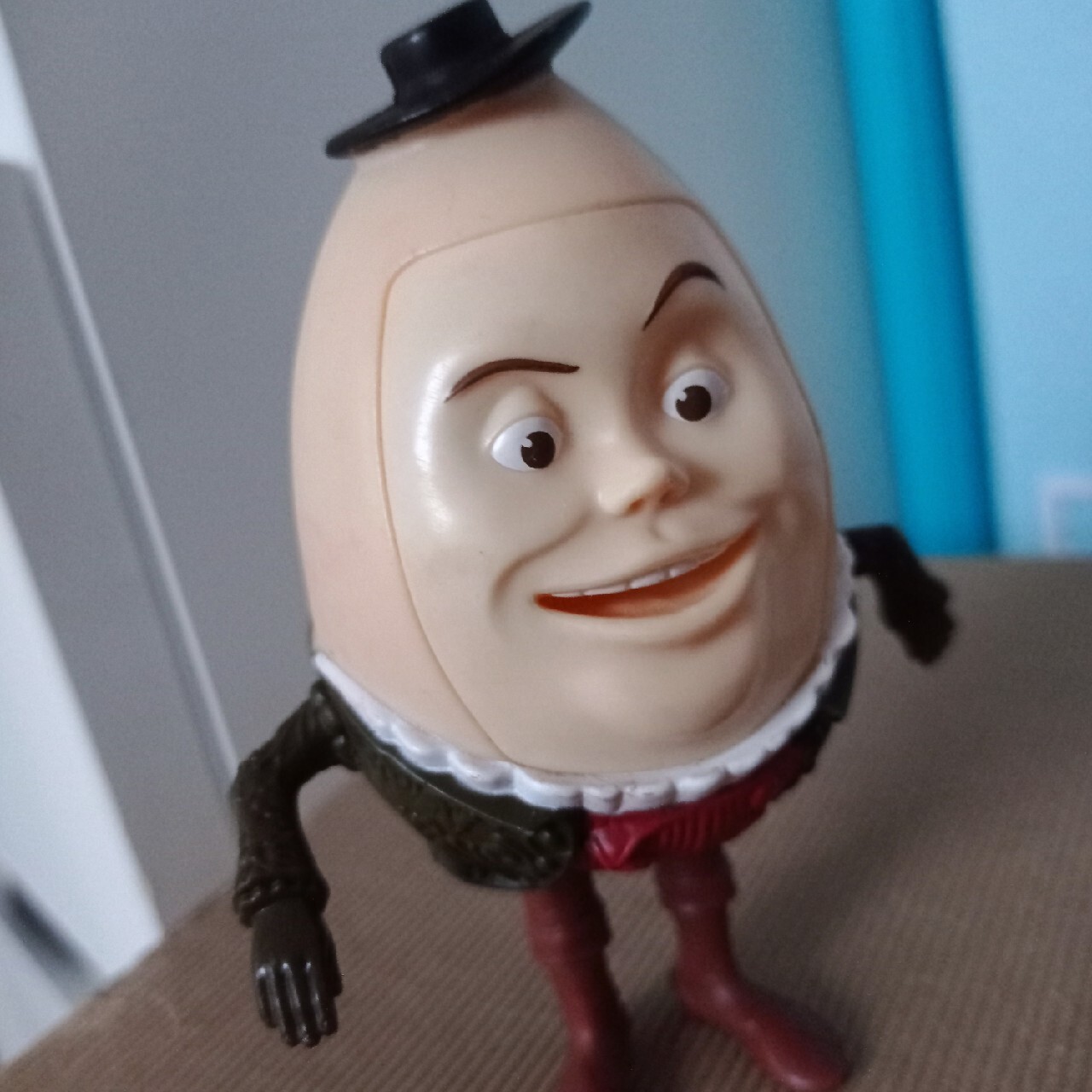 Figurka jajo Humpty Dumpty Kot w butach | Turośń Kościelna | Kup teraz ...