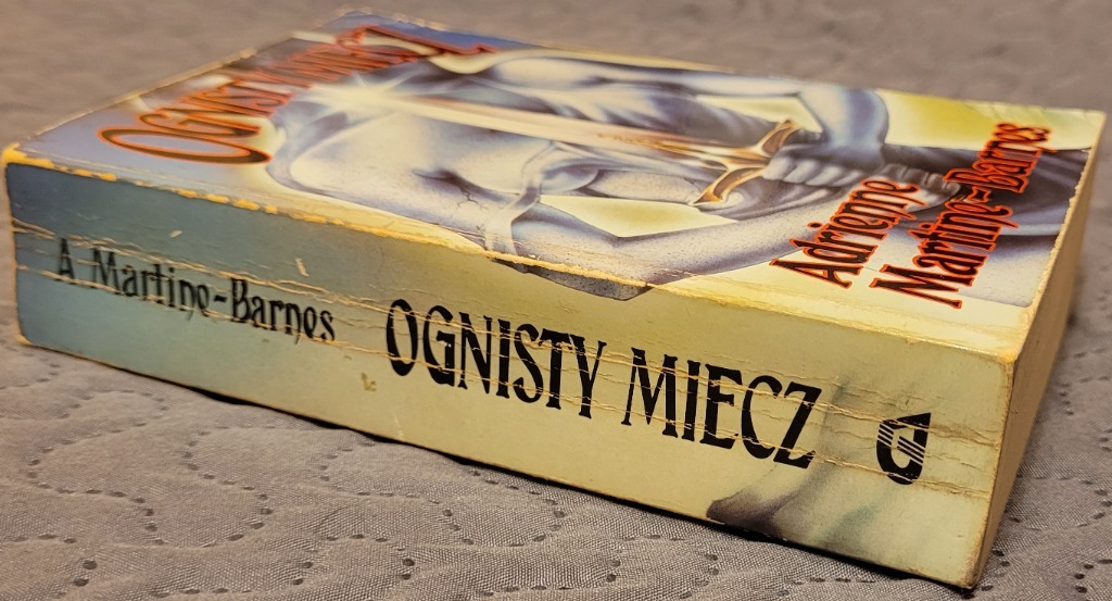 Ognisty miecz Adrienne Martine-Barnes | Wrocław | Kup teraz na Allegro ...