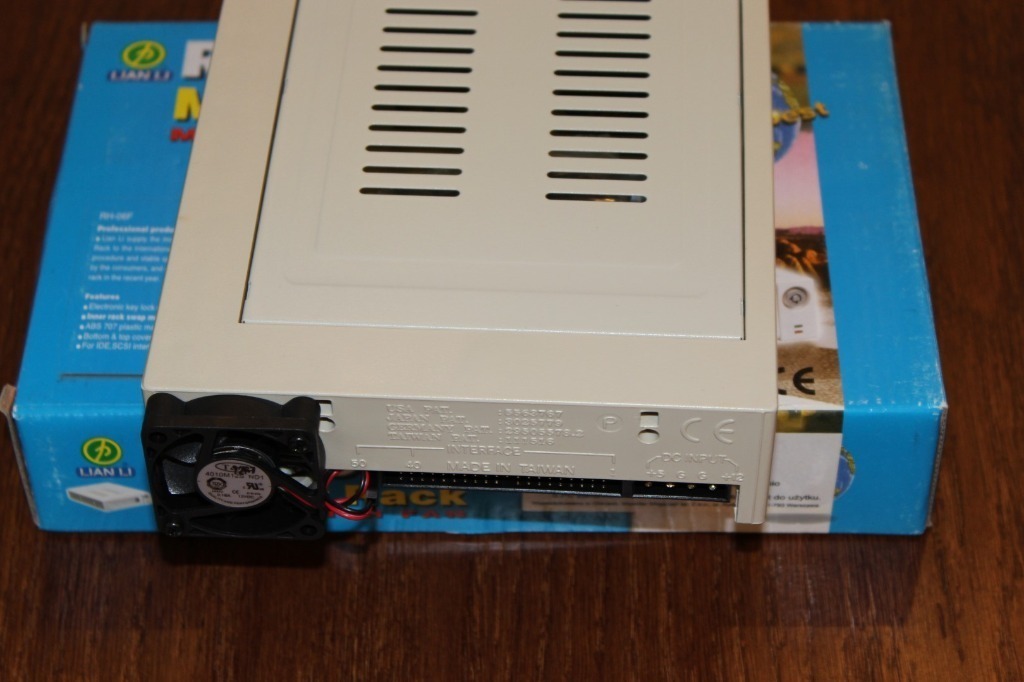 Kieszeń dysku twardego HDD ATA PATA - nowa, BOX | Bydgoszcz | Licytacja ...