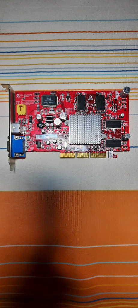 Karta graficzna GigaByte Radeon 9200 AGP 128MB | Wrocław | Kup teraz na ...