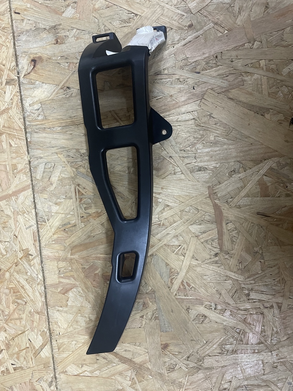 Mercedes w117 CLA ślizg zderzaka nowy a1178857300 | Mała Nieszawka ...