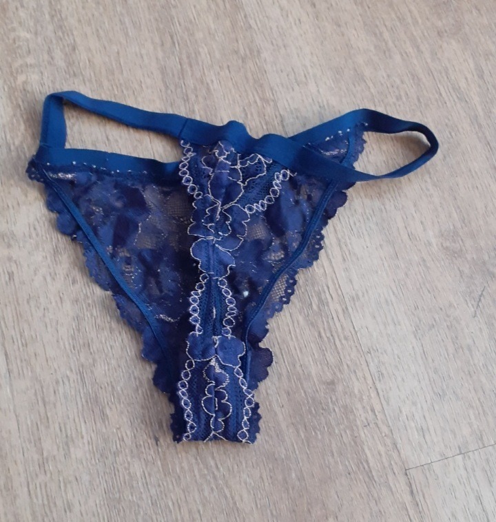 Stringi damskie noszone 2 dni | Bytom | Kup teraz na Allegro Lokalnie