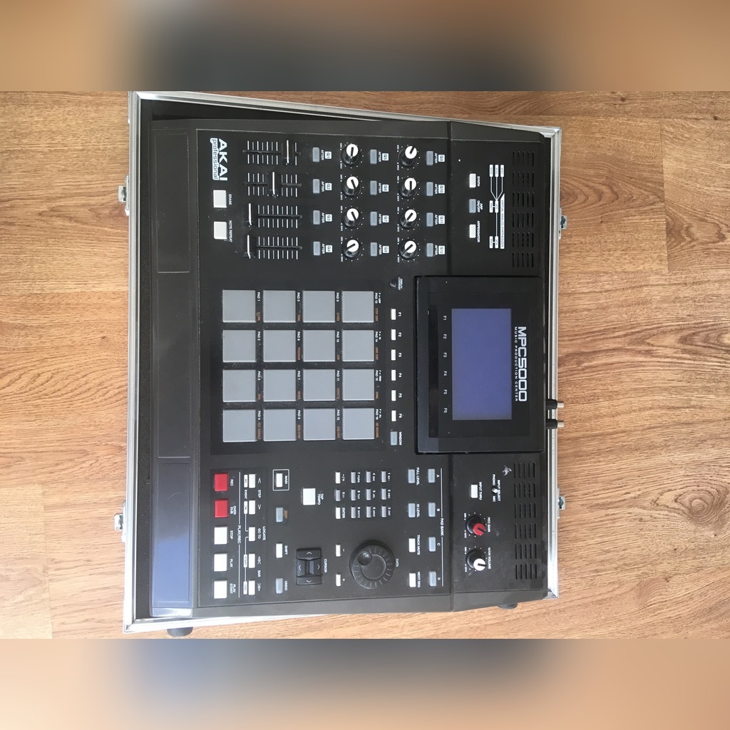 Akai MPC 5000 192ram ,8gb pamiec + case | Poznań | Kup teraz na Allegro ...