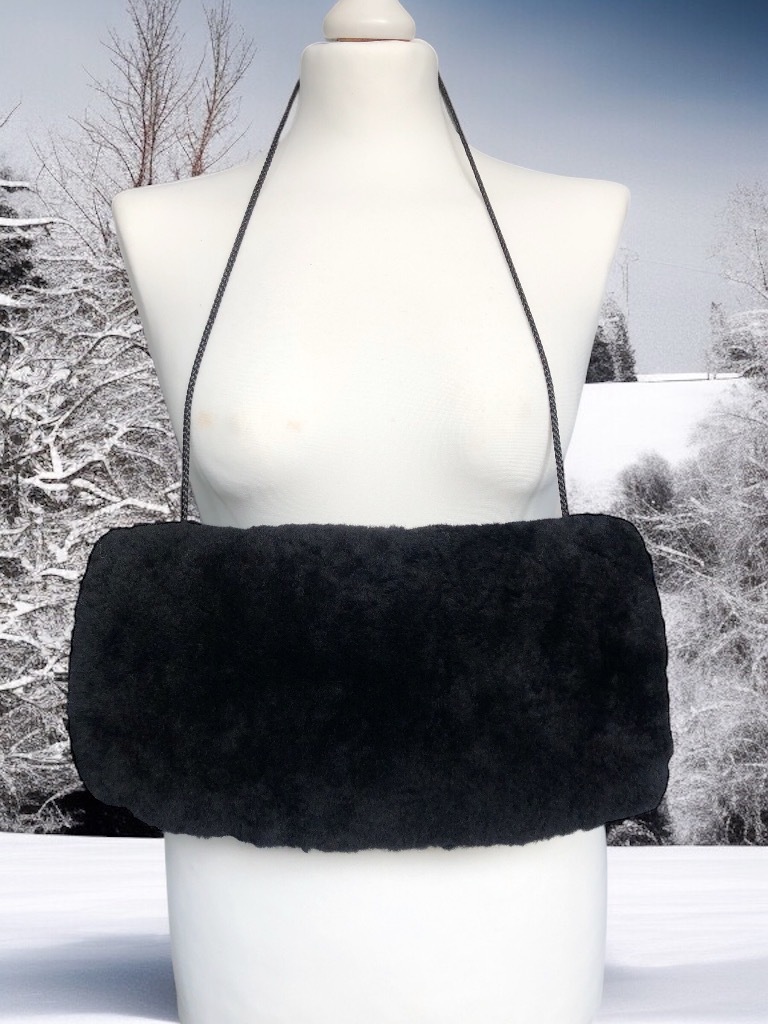 Mufka ocieplacz dłoni z owczego futra na sznurku czarna | Szczecin | Kup teraz na Allegro Lokalnie