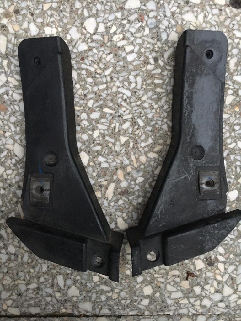 ŚLIZGI ZDERZAKA AUDI A7 4G8807084A 4G8807083A | Kartuzy | Kup teraz na ...