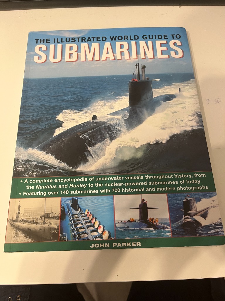 The illustrated world guide to submarines | Borowiec | Kup teraz na Allegro Lokalnie