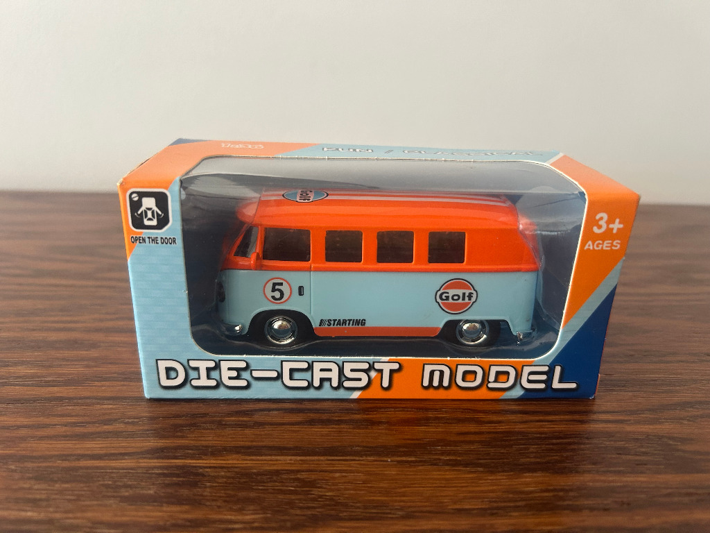 VW Volkswagen T1 VW ogórek bus resorak zabawka 1:36 DieCast | Kielce ...