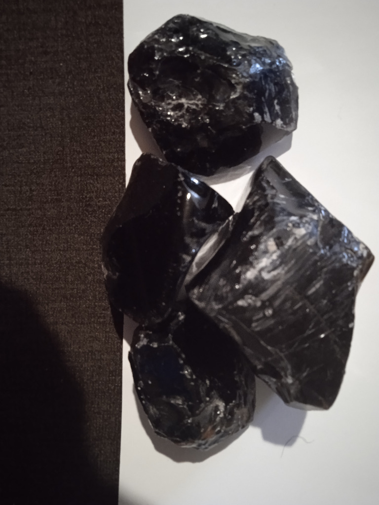 Czarny obsydian | chełm | Licytacja na Allegro Lokalnie