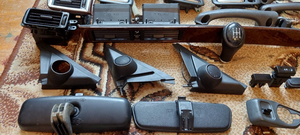 Części samochodowe Klamka/Głośniki/Różne Rover 45 | Mielec | Ogłoszenie na Allegro Lokalnie