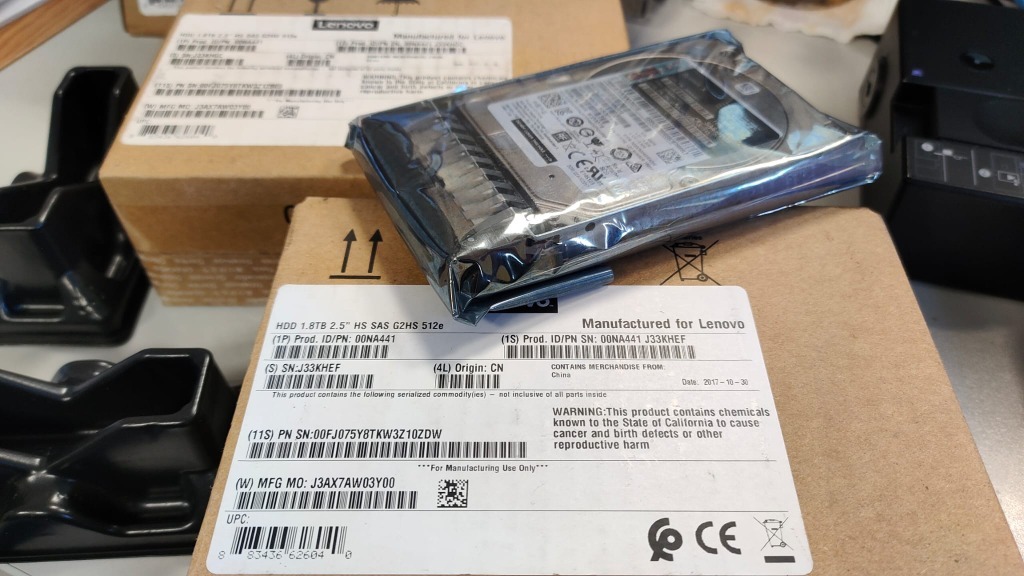 Dysk Lenovo HDD 1 8TB 2 5" HS SAS G2HS 512e 00NA441 | Chorzów | Kup ...