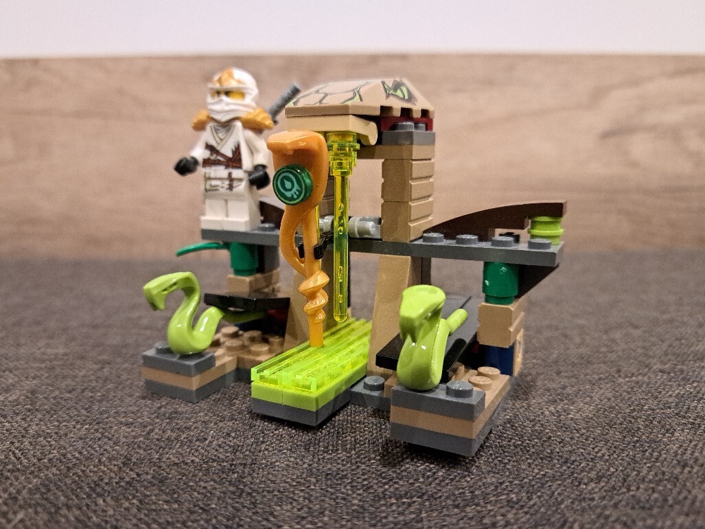 LEGO Ninjago 9440 Venomari Shrine z Zane ZX | Łódź | Kup teraz na ...