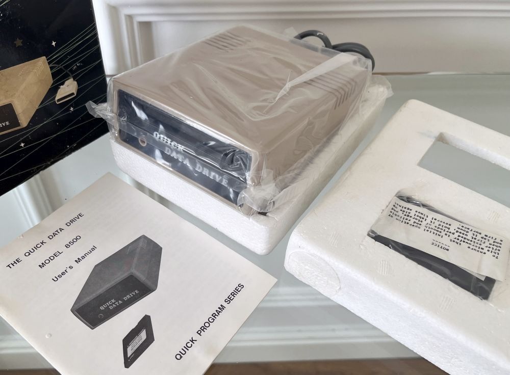 NOWA FOLIA Quick Data Drive dla Commodore 64 VIC20 | Warszawa | Kup ...