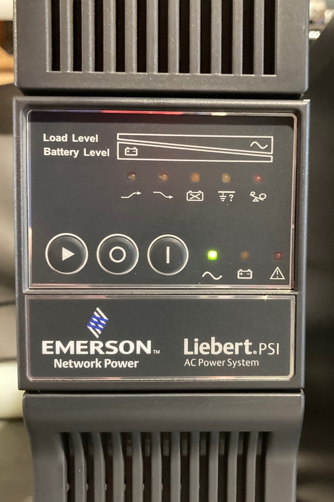 UPS Emerson Liebert PSI 1500VA akku | Myslenice | Ogłoszenie na Allegro ...