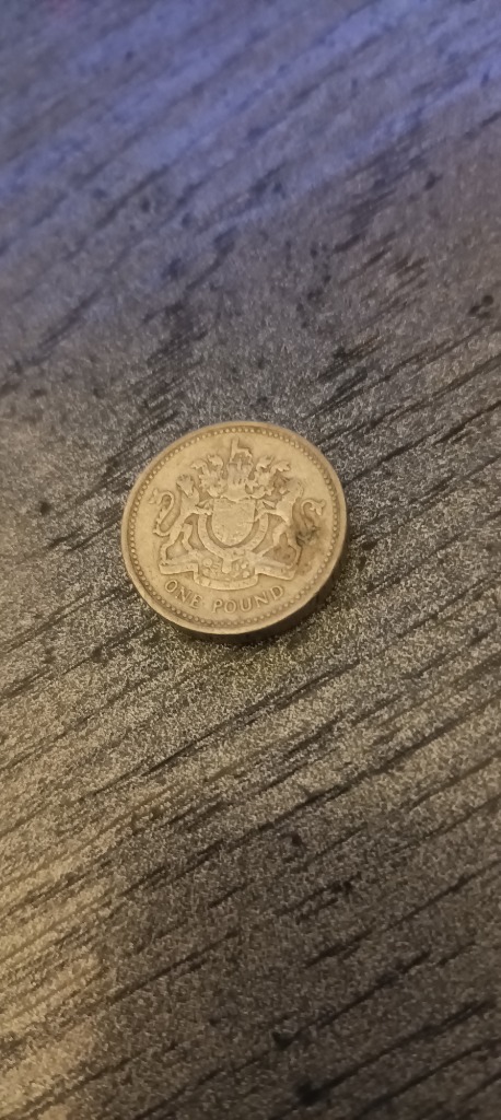 Moneta 1 funt brytyjski z 1983 r z błędem. | WROCLAW | Kup teraz na ...