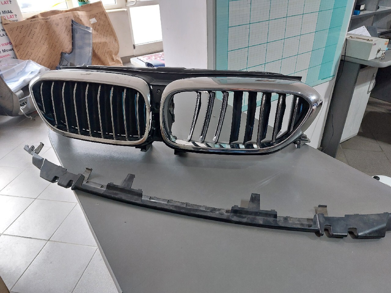 BMW 5 atrapy i belka zderzaka | Ostrów Mazowiecka | Ogłoszenie na ...