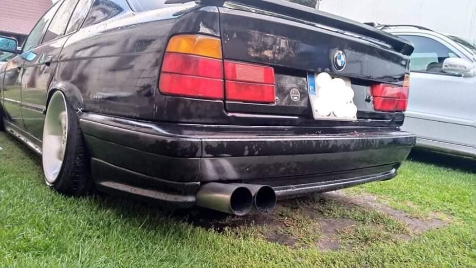 Dokładki dokładka zderzaka e34 zender komplet body | Warszawa | Kup ...