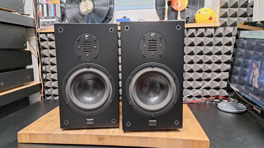 MONITORY A R E S ELAC JET CASE | Bolesławiec | Kup teraz na Allegro ...