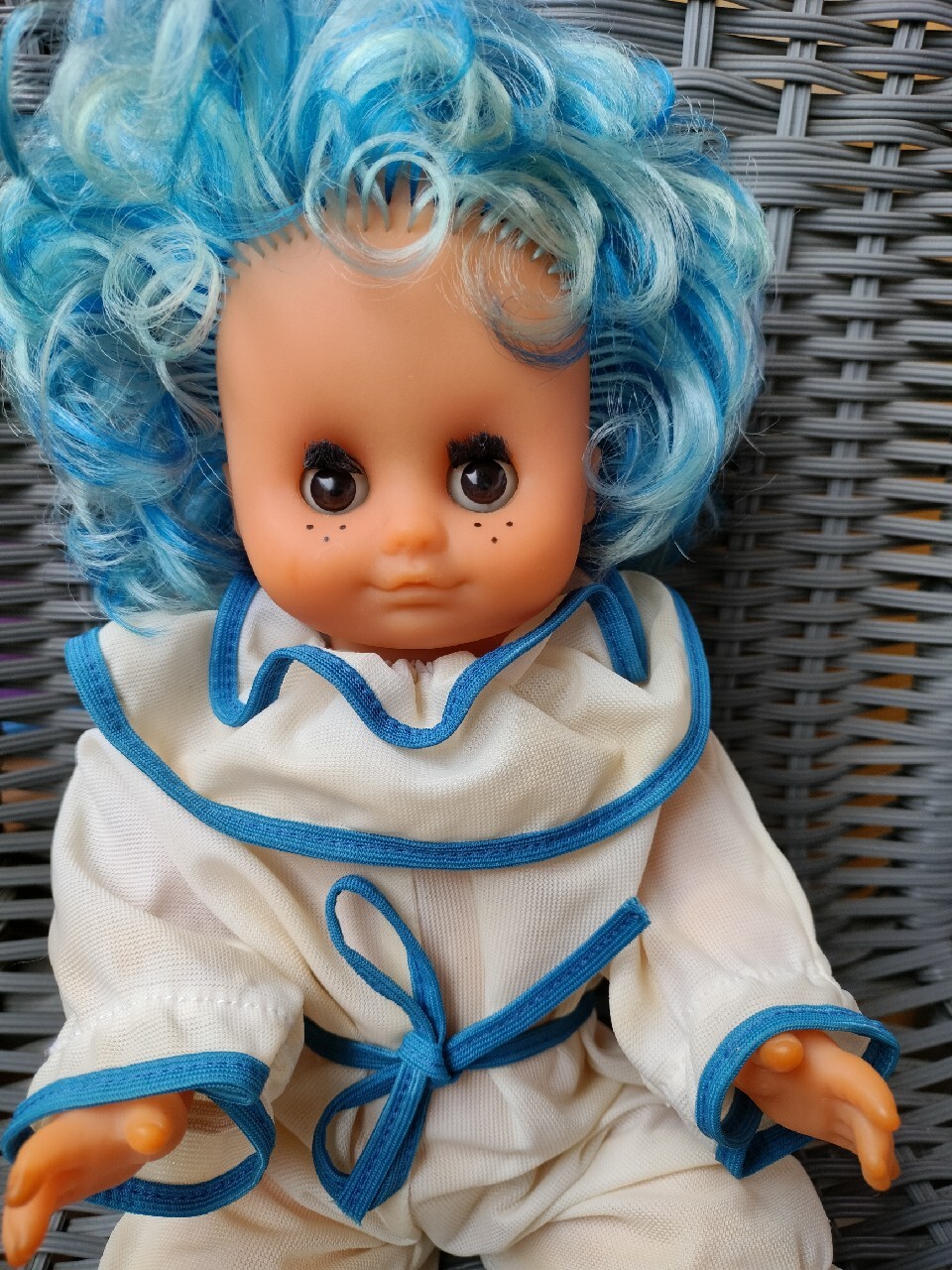 STARA LALKA PRL NIEBIESKIE WŁOSY STRÓJ | Czeladź | Kup teraz na Allegro ...