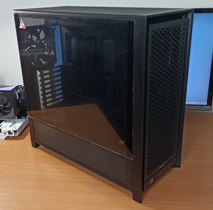 Obudowa Corsair Frame 5000D + AiO Corsair Nautilus 360 RS | Poznań ...