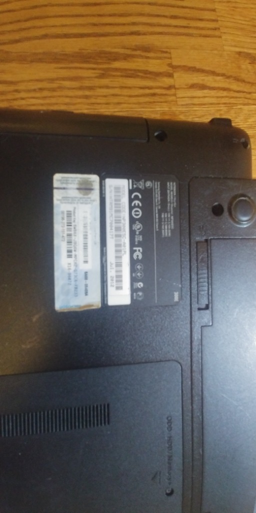 Laptop Samsung E300 do naprawy/ na graty | Warszawa | Kup teraz na ...