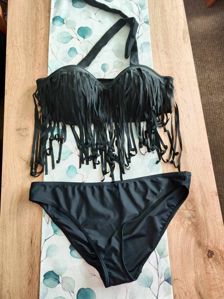 Kostium kąpielowy Rainbow 48 czarny frędzle Wyprzedaż !!! | Połajewo ...