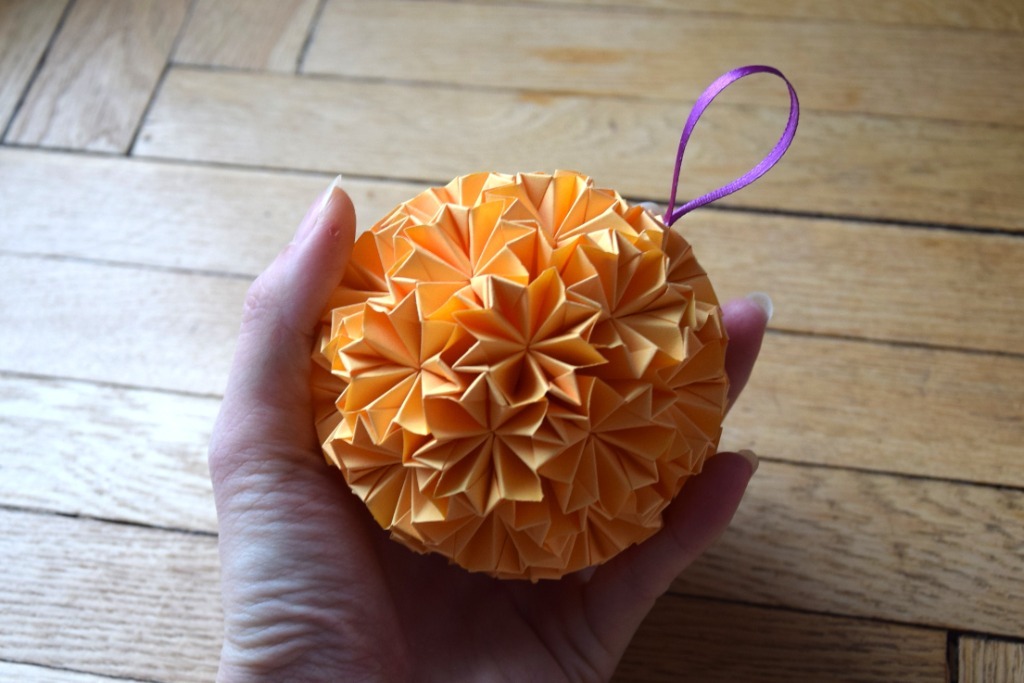 Bombka origami w kolorze morelowym | Pruszków | Kup teraz na Allegro ...