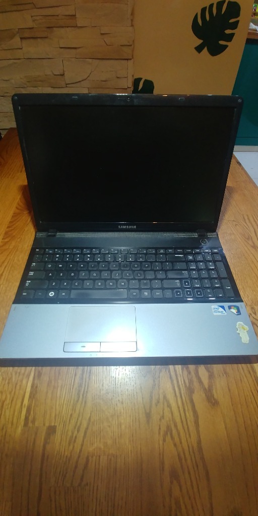Laptop Samsung E300 do naprawy/ na graty | Warszawa | Kup teraz na ...