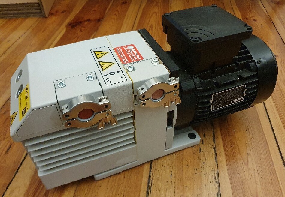 Pompa powa Leybold TRIVAC D8B | Katowice | Kup teraz na Allegro Lokalnie