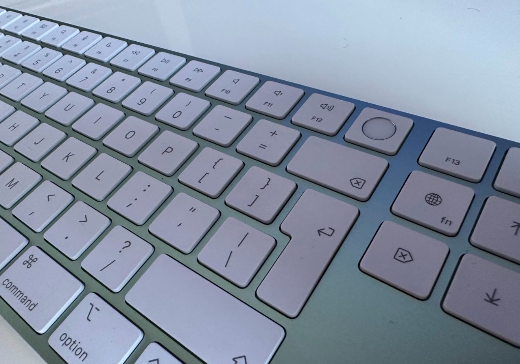 Apple MAGIC Keyboard TouchID A2520 | Katowice | Kup teraz na Allegro ...