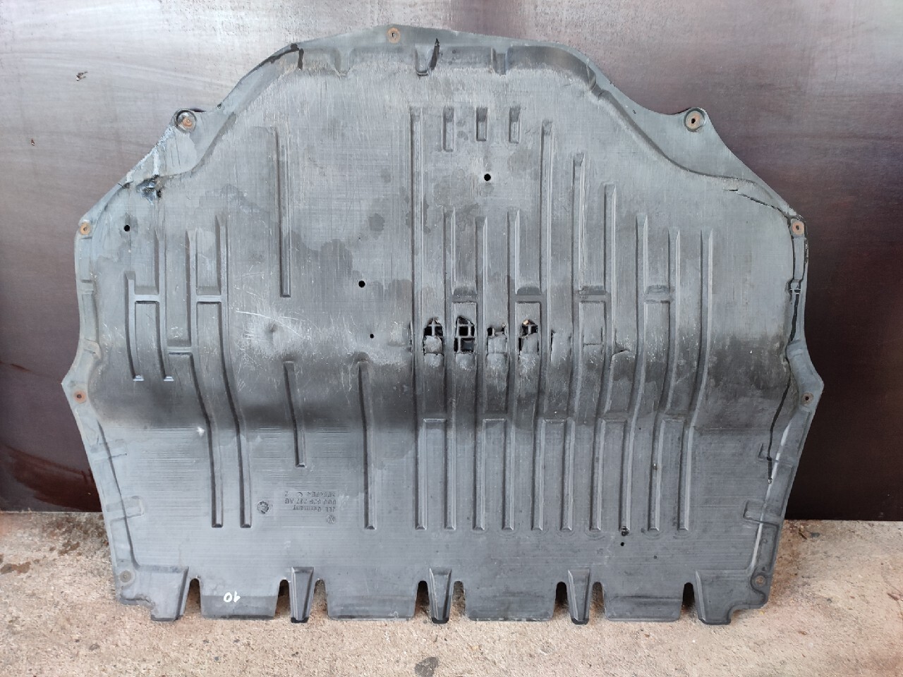 Osłona pod silnik VW audi skoda i 6Q0825237AB | Pionki | Ogłoszenie na ...