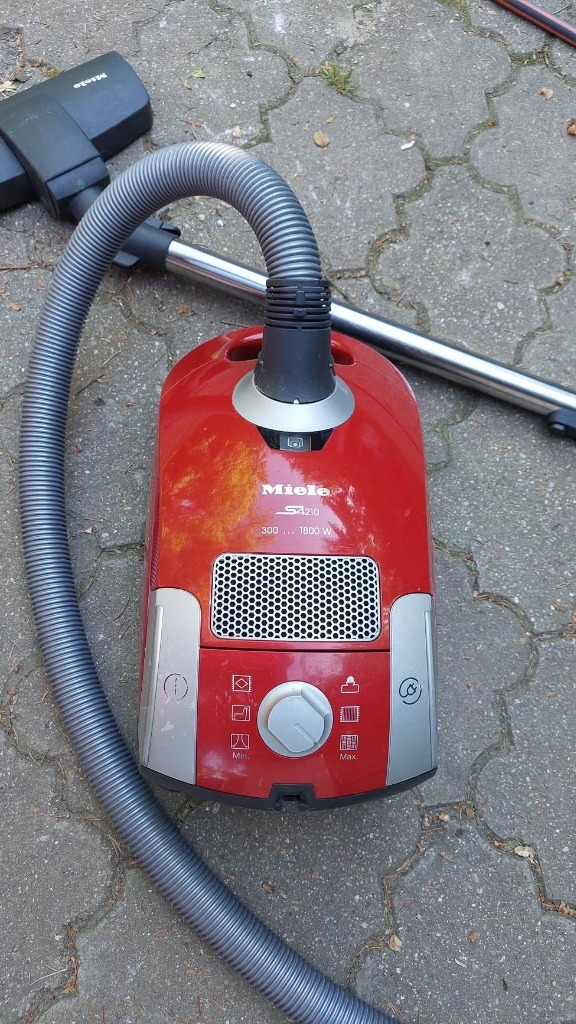 ODKURZACZ MIELE S4210 MOC 1800 WATT | ŚWIEBODZICE | Kup teraz na ...