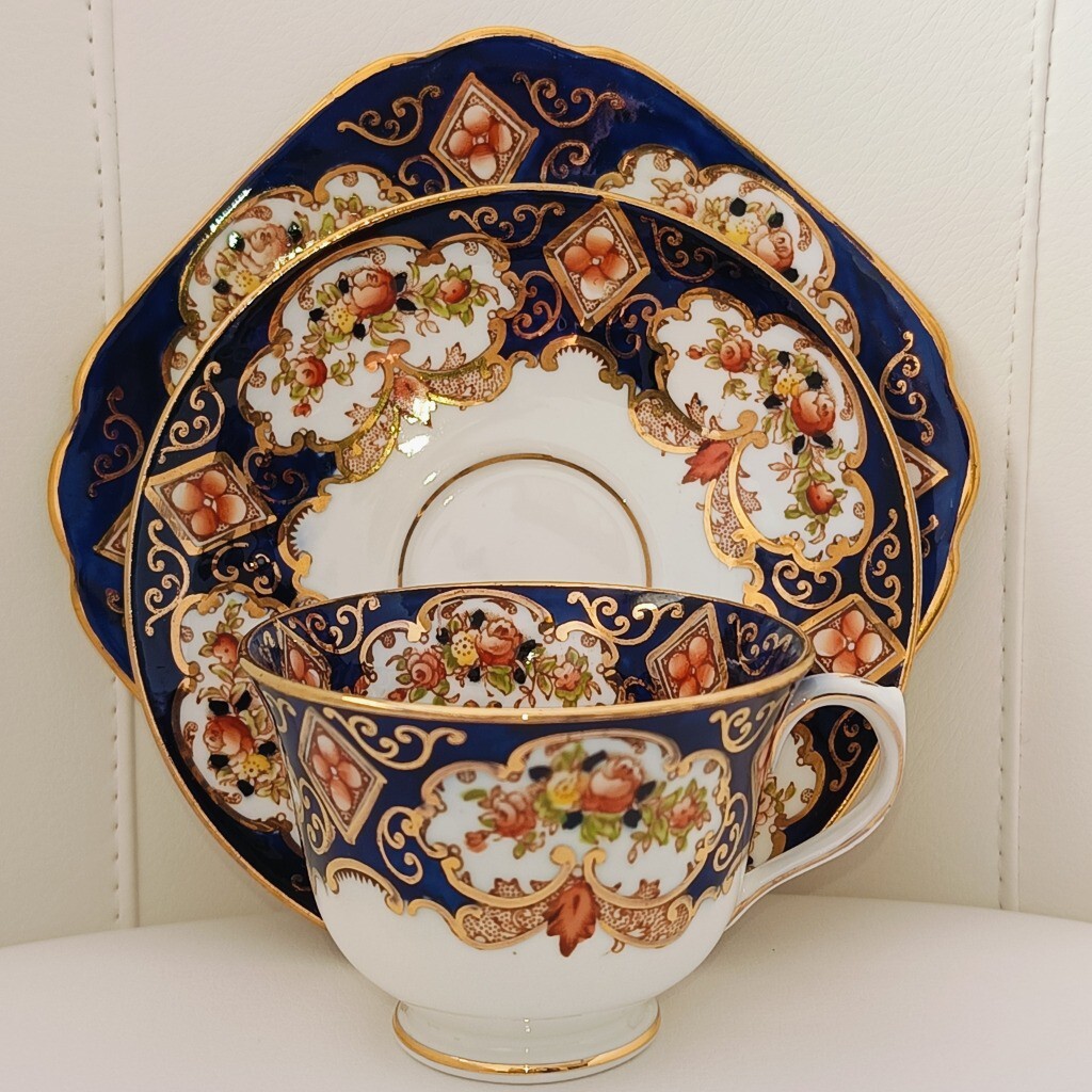KRÓLEWSKA filiżanka porcela Royal Albert DERBY 1925+ | Lublin | Kup ...