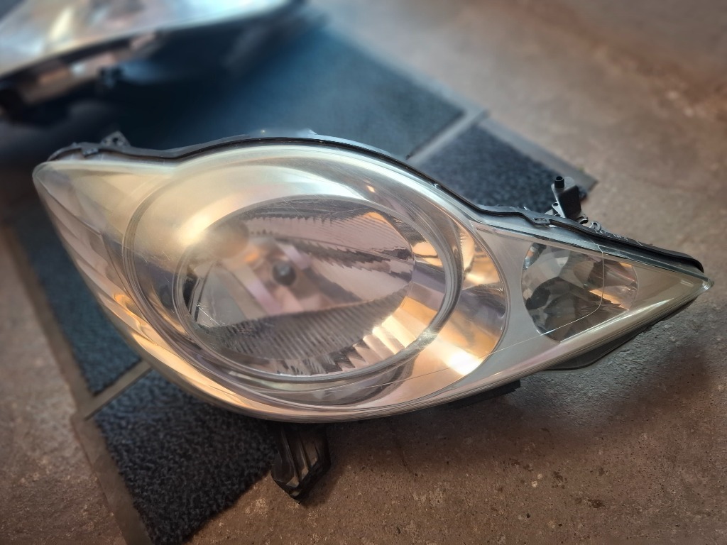 Komplet lamp Peugeot 107 | Liszki | Kup teraz na Allegro Lokalnie