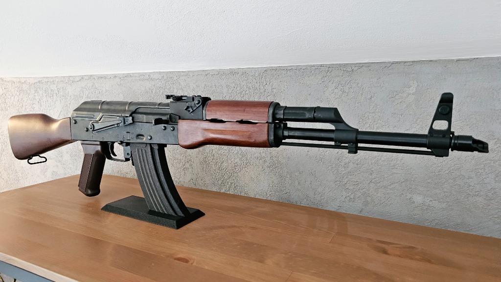 Stojak na replikę AK Display stand AK ASG | Kwidzyn | Kup teraz na ...
