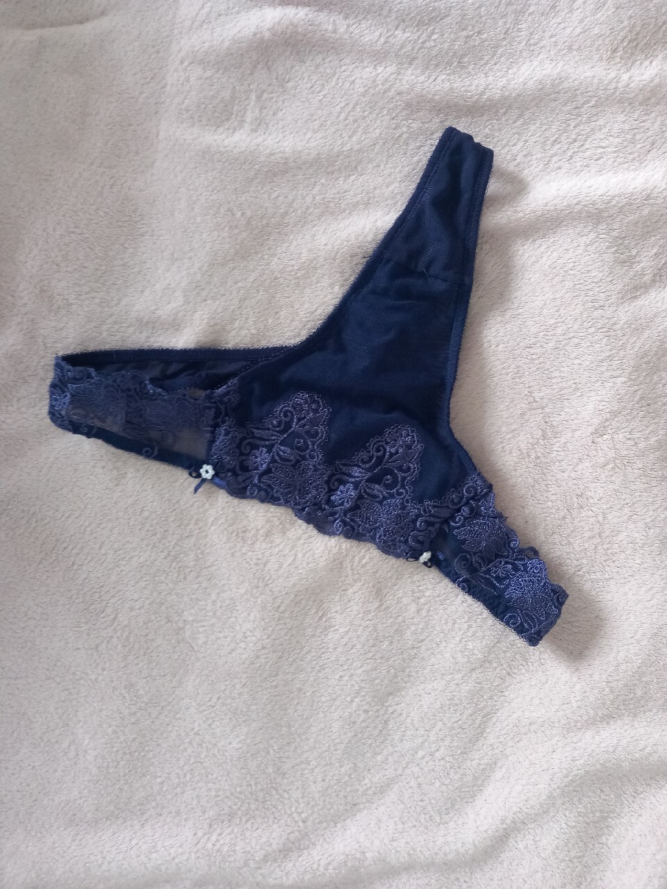Stringi używane majtki fetysz | Bytom | Kup teraz na Allegro Lokalnie