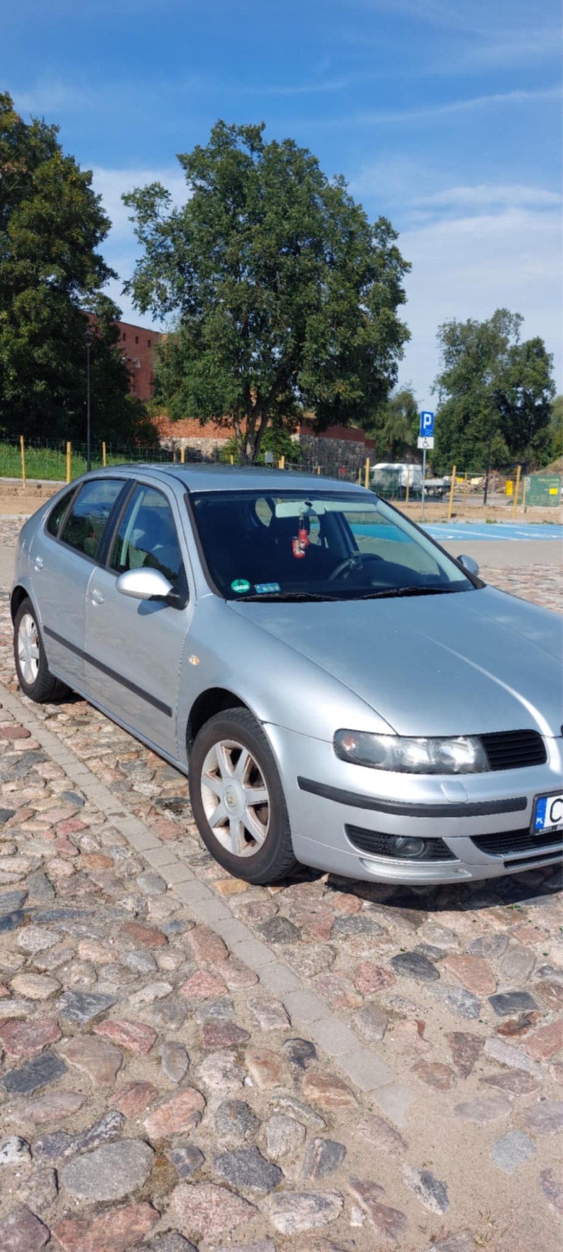 Zadbany i serwisowany Leonik | Świecie | Ogłoszenie na Allegro Lokalnie
