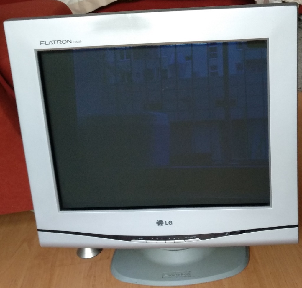 Monitor retro CRT LG Flatron F900P 19” | Wrocław | Kup teraz na Allegro ...