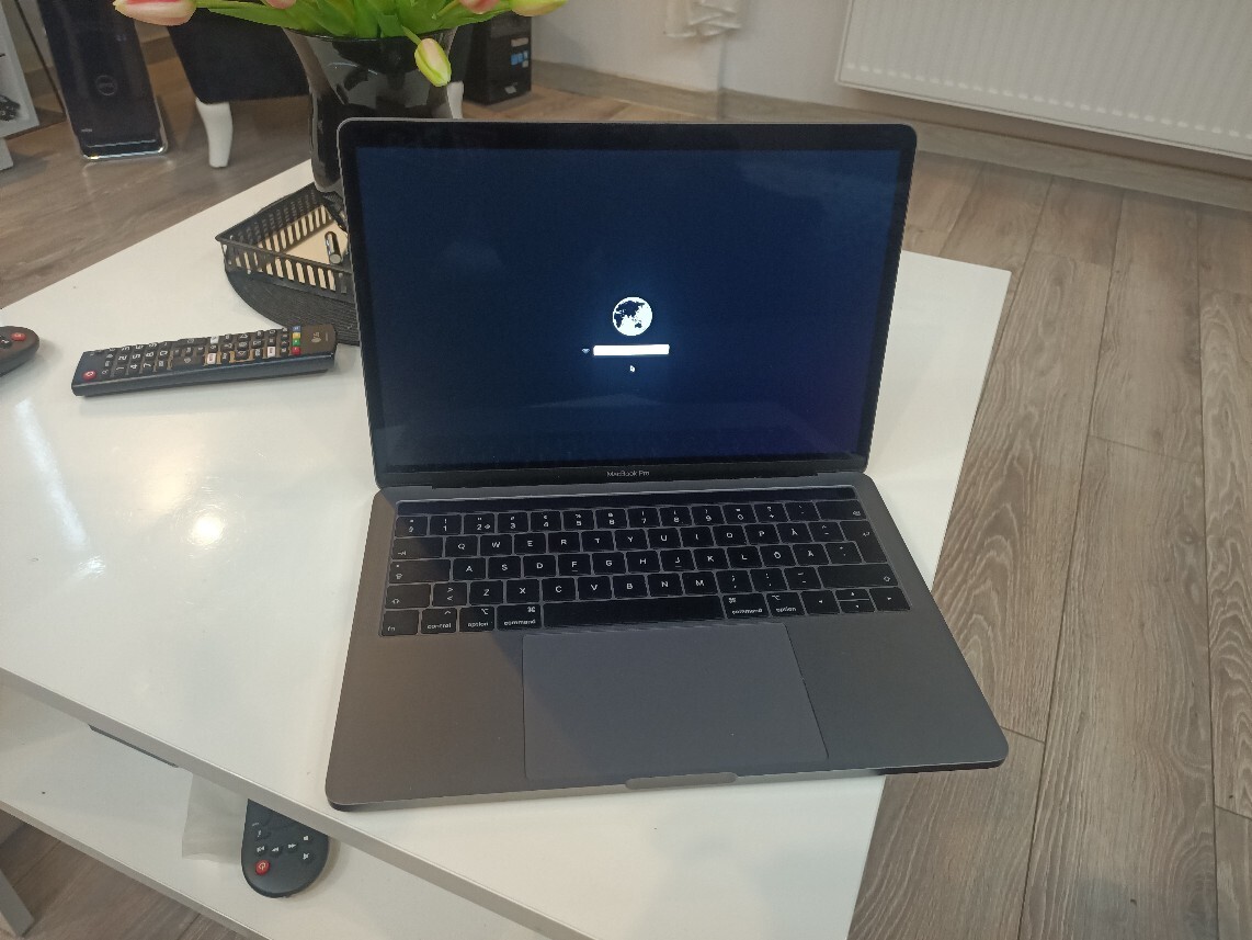 MacBook Pro A2159 2019r | Białogard | Licytacja na Allegro Lokalnie