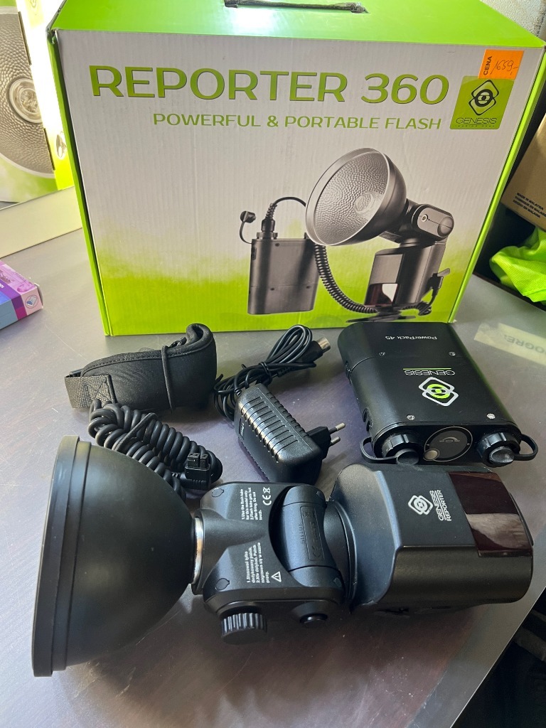 Genesis - Reporter 360 - stan sklepowy z pudelkiem | Warszawa ...