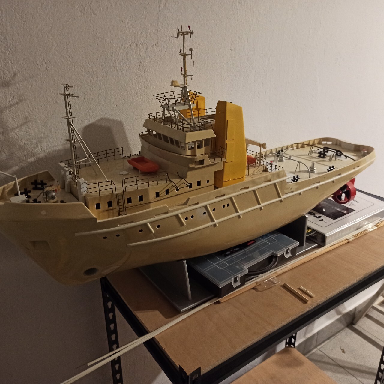 Statek RC Happy Hunter od ROBBE Holownik | Szczecin Dąbie | Ogłoszenie ...