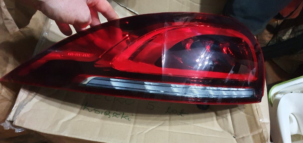 Lampa tylna Led GLE V167 A1679061007 | Góra | Ogłoszenie na Allegro ...