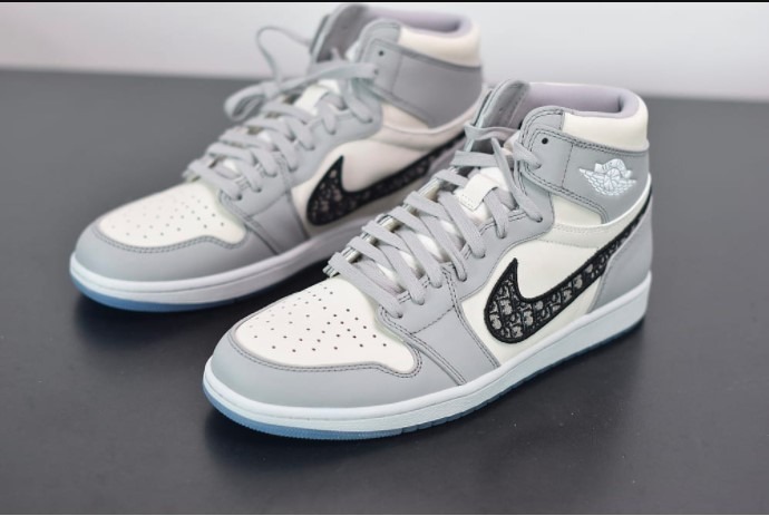 Brigg mehr und mehr Schuldner buty jordan dior Versöhnlich Thespian lila