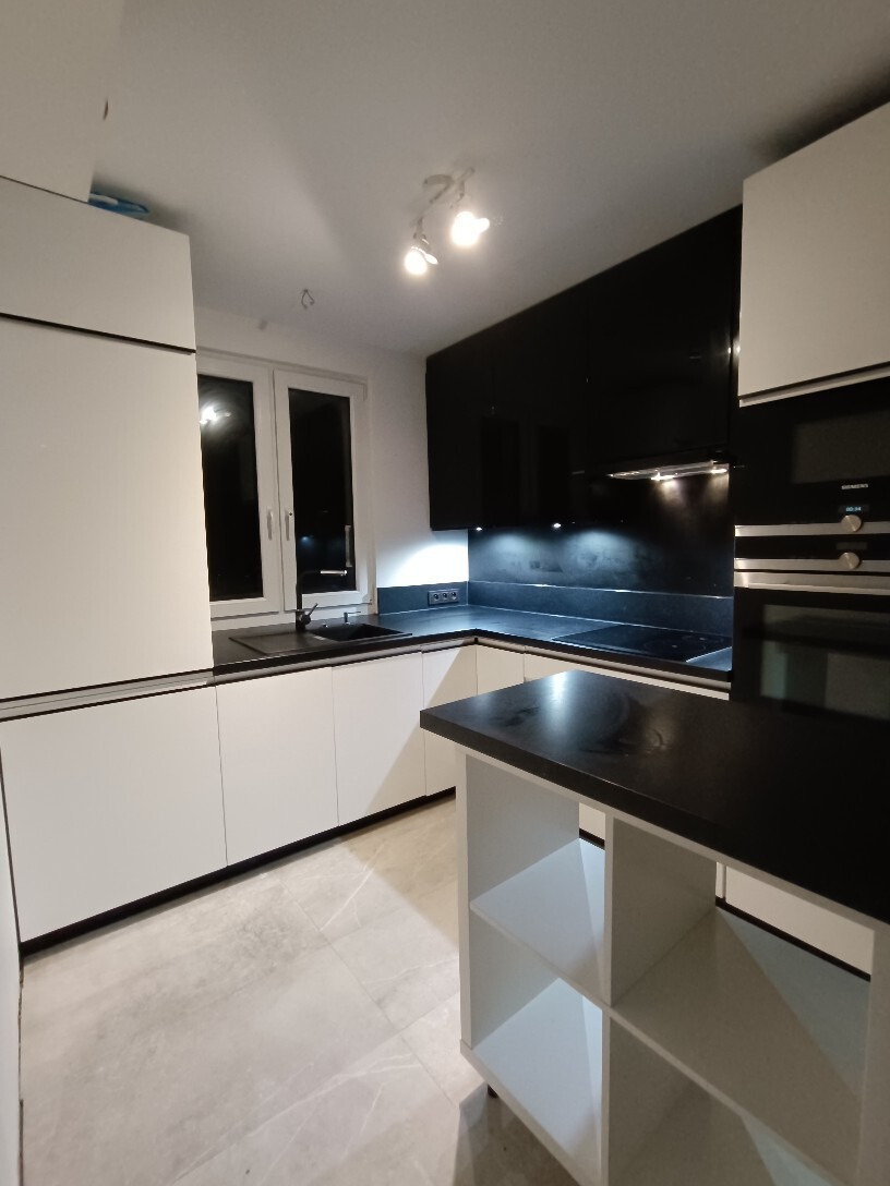 Kuchnia z wyspą Black Red BRW b cz połysk | Jelenia Góra | Ogłoszenie ...