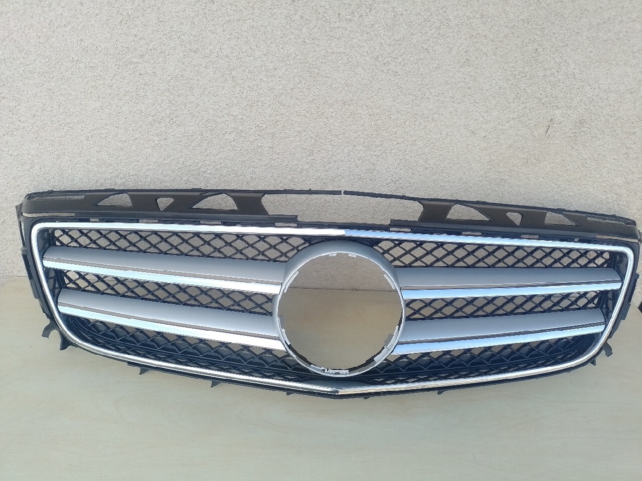 Grill atrapa Mercedes CLS W218 10-14 A2188850023 | Ostrów Wielkopolski ...