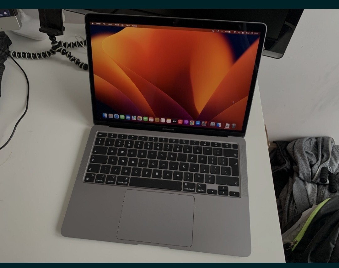Macbook Air M1 16 GB/ 256 42 CYKLE IGŁA!! | Urzędów | Kup teraz na ...