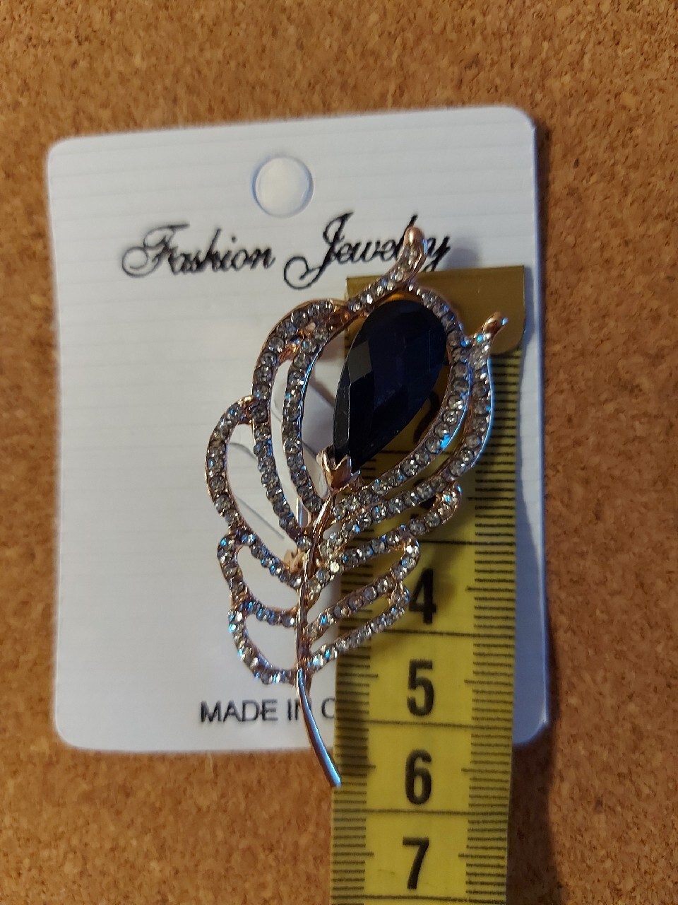 Broszka w kształcie pióra | Skała | Kup teraz na Allegro Lokalnie