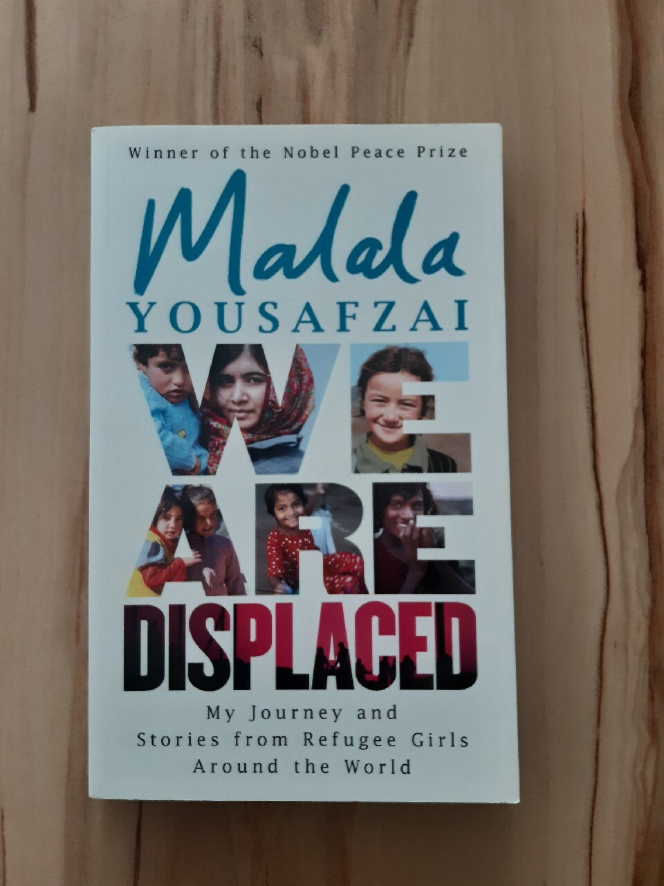 "We are Displaced" Malala Yousafzai (English) | Wieliszew | Kup teraz ...