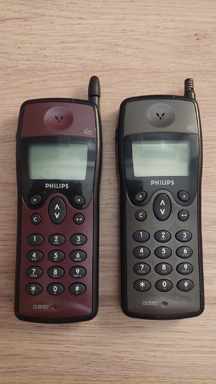 Dwa telefony komórkowe z 1996 r Philips Fizz | Warszawa | Kup teraz na ...